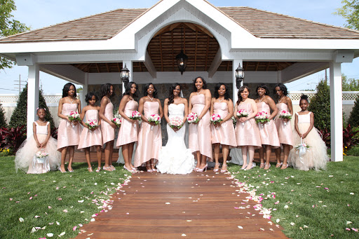 Cherished waterfront wedding venues in Queens, NY? Unveil 16 Dream ...